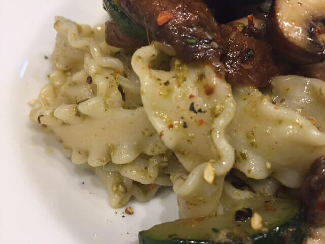 Gemüse Abo KW 14/2017 - Pasta Manfredine mit Pesto, Champignons und ...