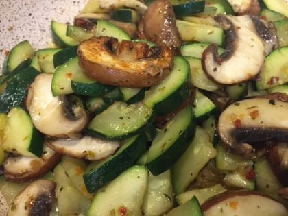 Gemüse Abo KW 14/2017 - Pasta Manfredine mit Pesto, Champignons und ...